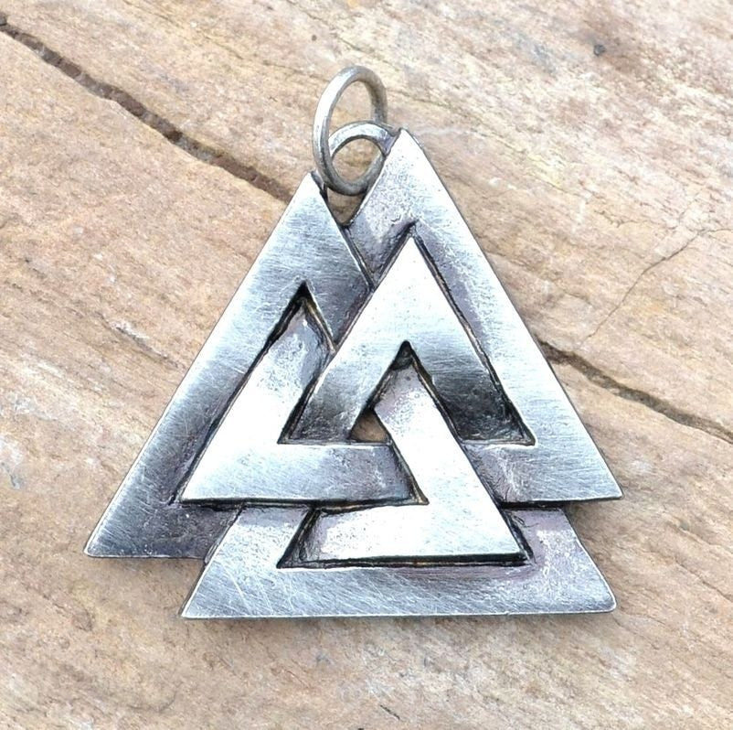 Valknut Pendant — VikingStyle
