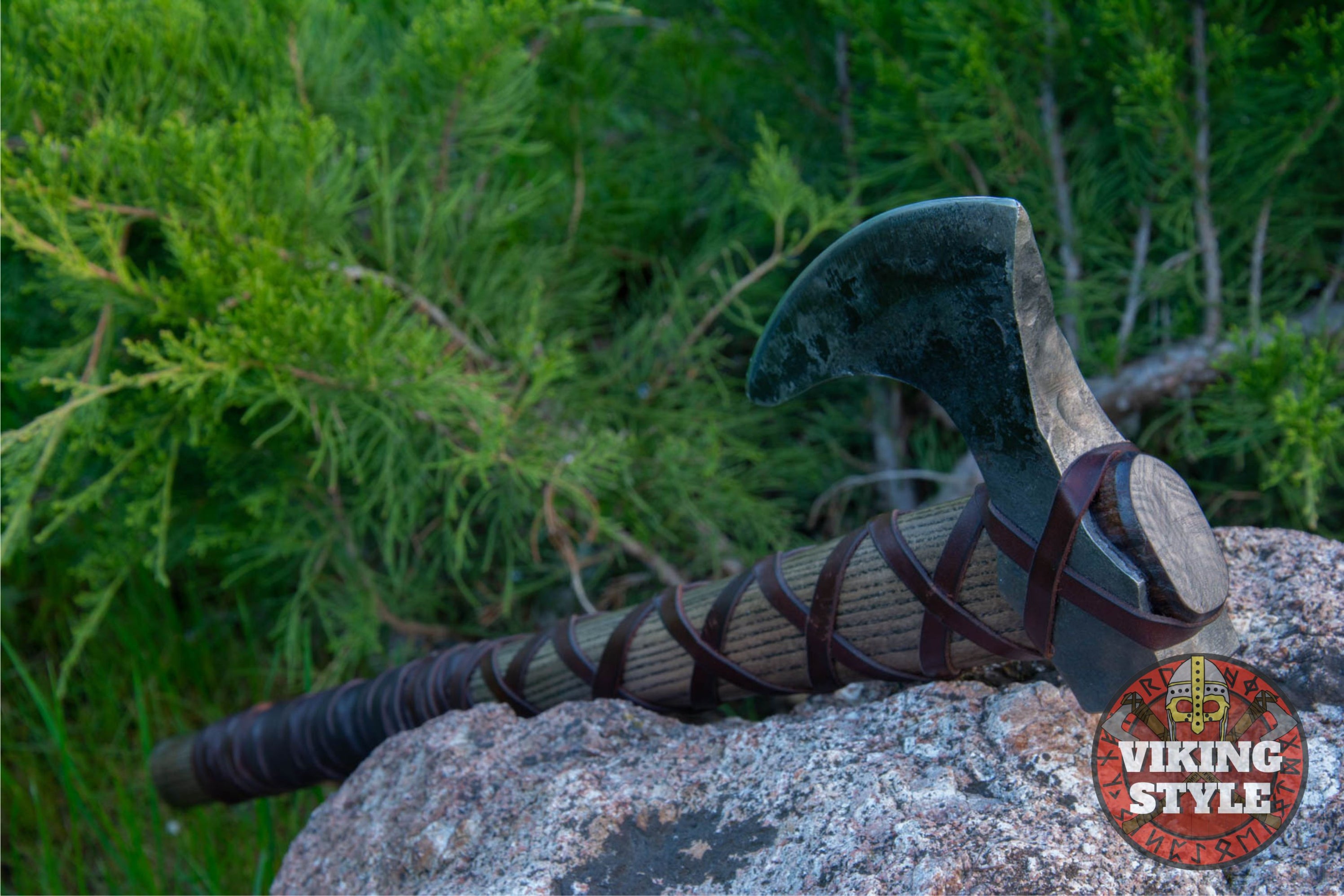 Hand Forged Ragnar Axe — VikingStyle
