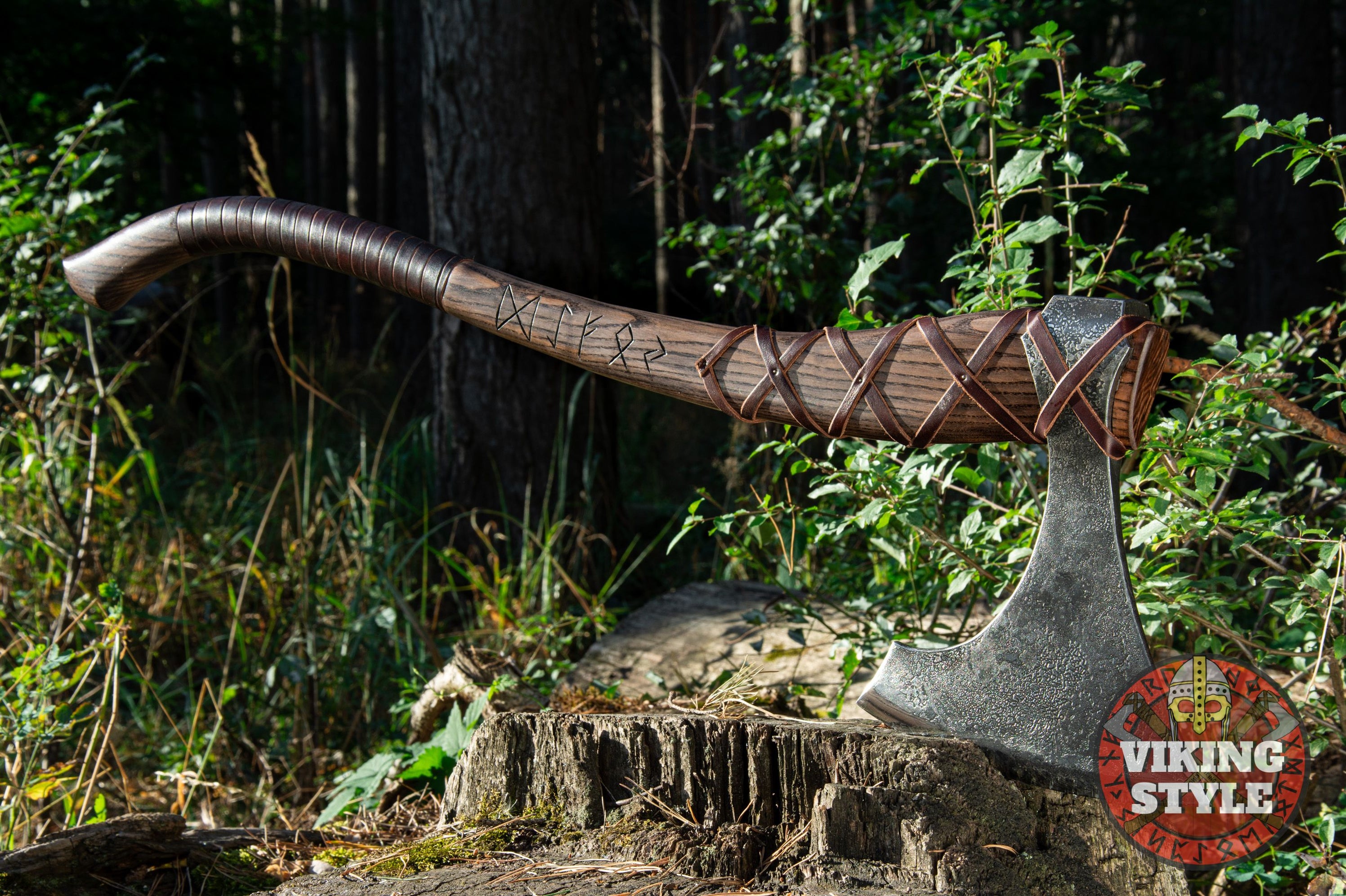 Handmade Viking Axe - Ragnarok — VikingStyle