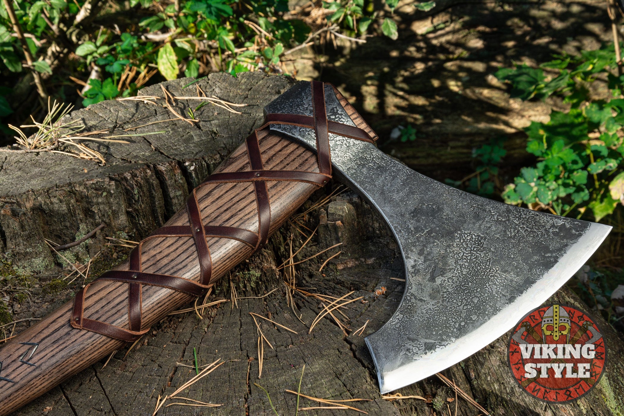 Handmade Viking Axe - Ragnarok — VikingStyle
