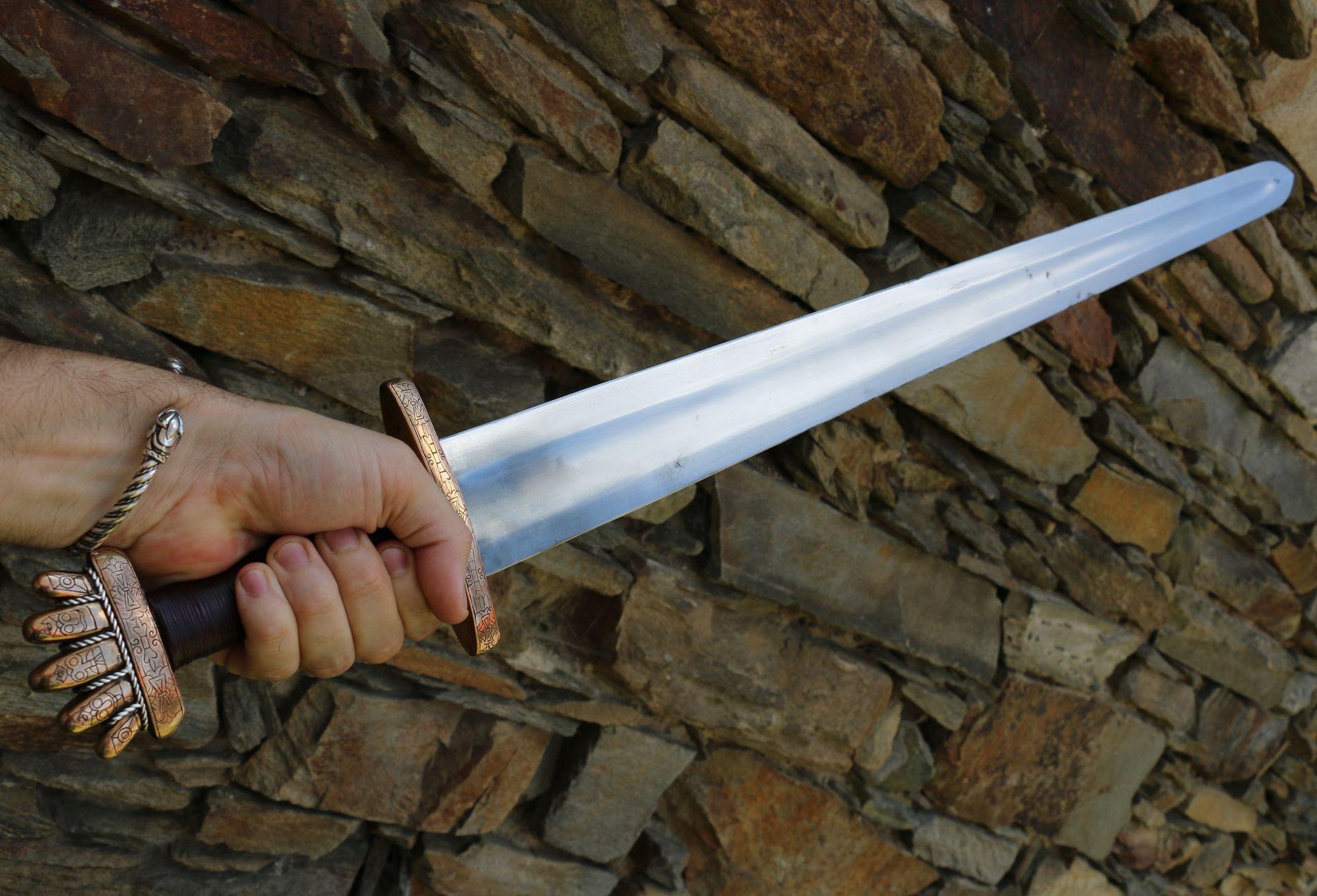 Premium Viking Longsword - Grom — VikingStyle